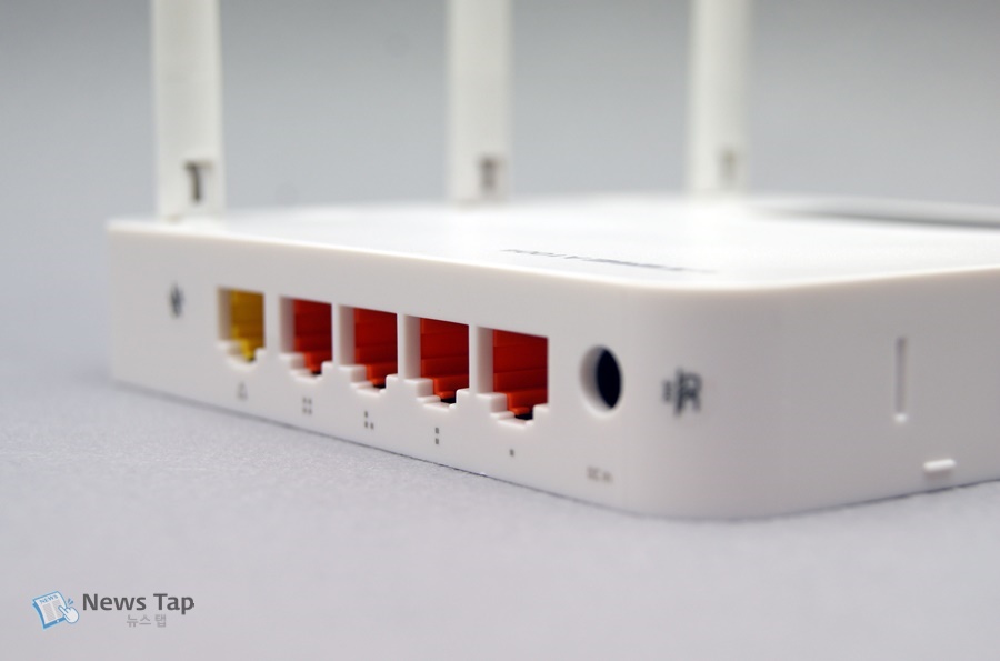 기가비트 유무선 인터넷 공유기의 합리적인 선택 ‘ipTIME A1004'