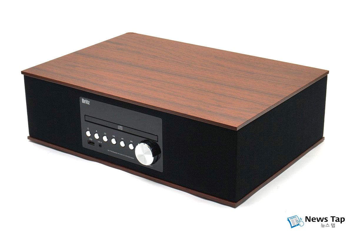 거실 오디오를 책임지는 ‘브리츠 BZ-T7750 블루투스 올인원 오디오’