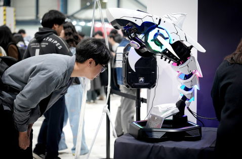 수랭 특허 보유 영재컴퓨터, SMKX 2025서 기술력 과시…체험형 이벤트로 관람객 호응