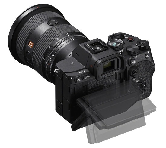 소니, 4년 만의 신작 ‘A7M5’ 공개… 3,300만 화소·AI 프로세싱으로 완전히 새로워졌다